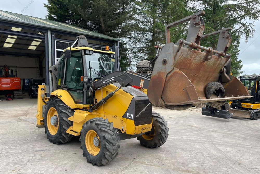Volvo BL71 2005 y. 4469 m/h. - Buy in Ukraine