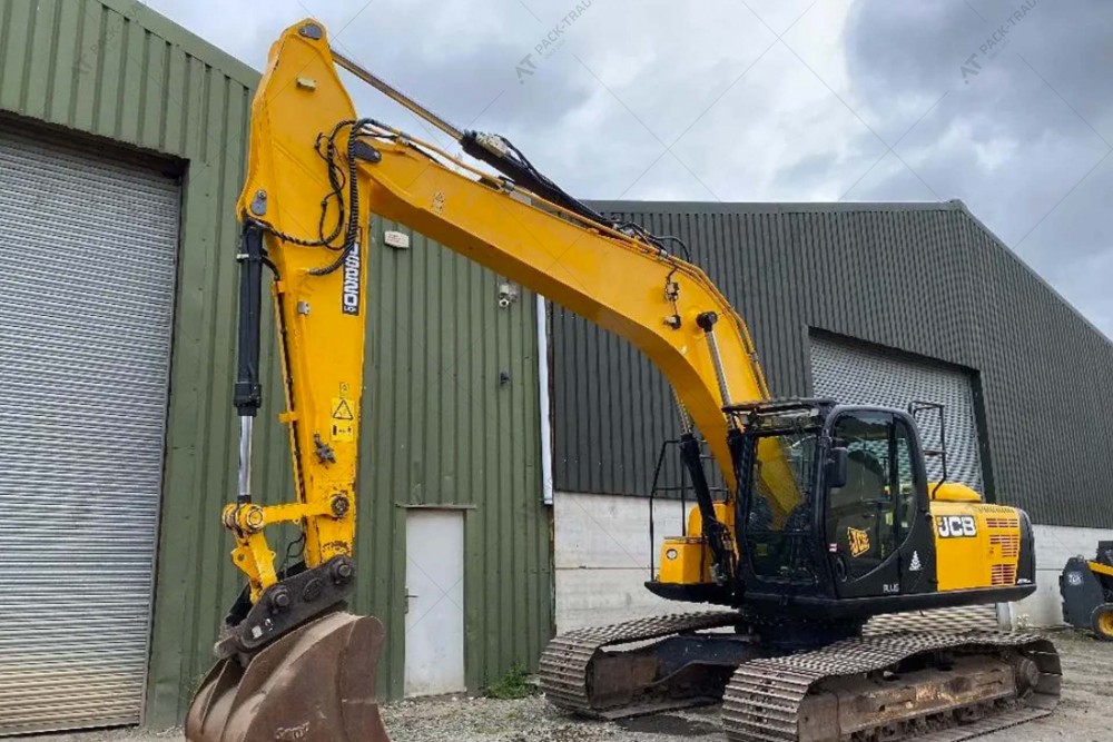 JCB JS220 LC Plus 2017 y. 7513 m/h. - Buy in Ukraine